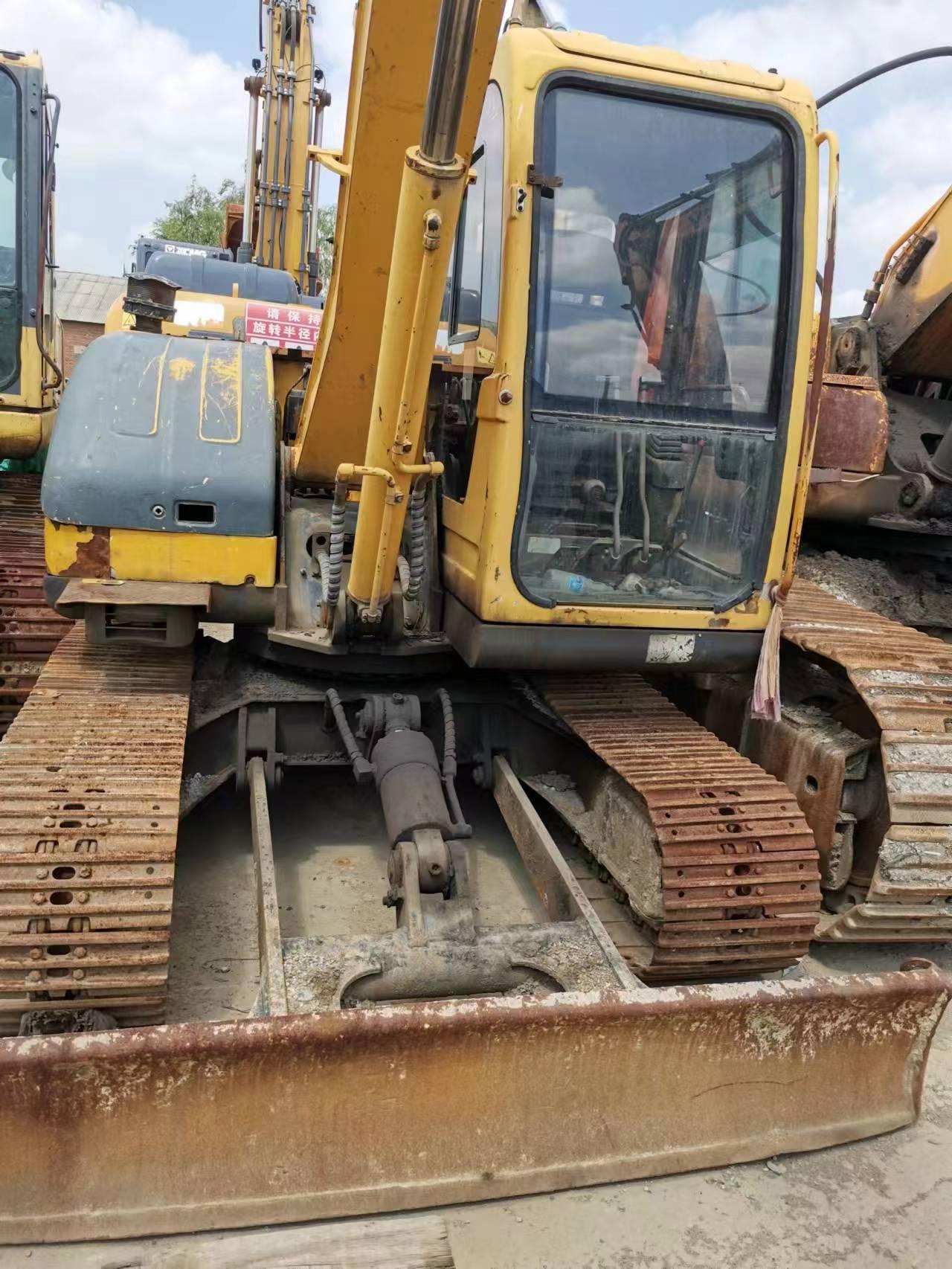 Yuchai YC85 crawler excavator, MACHMALL