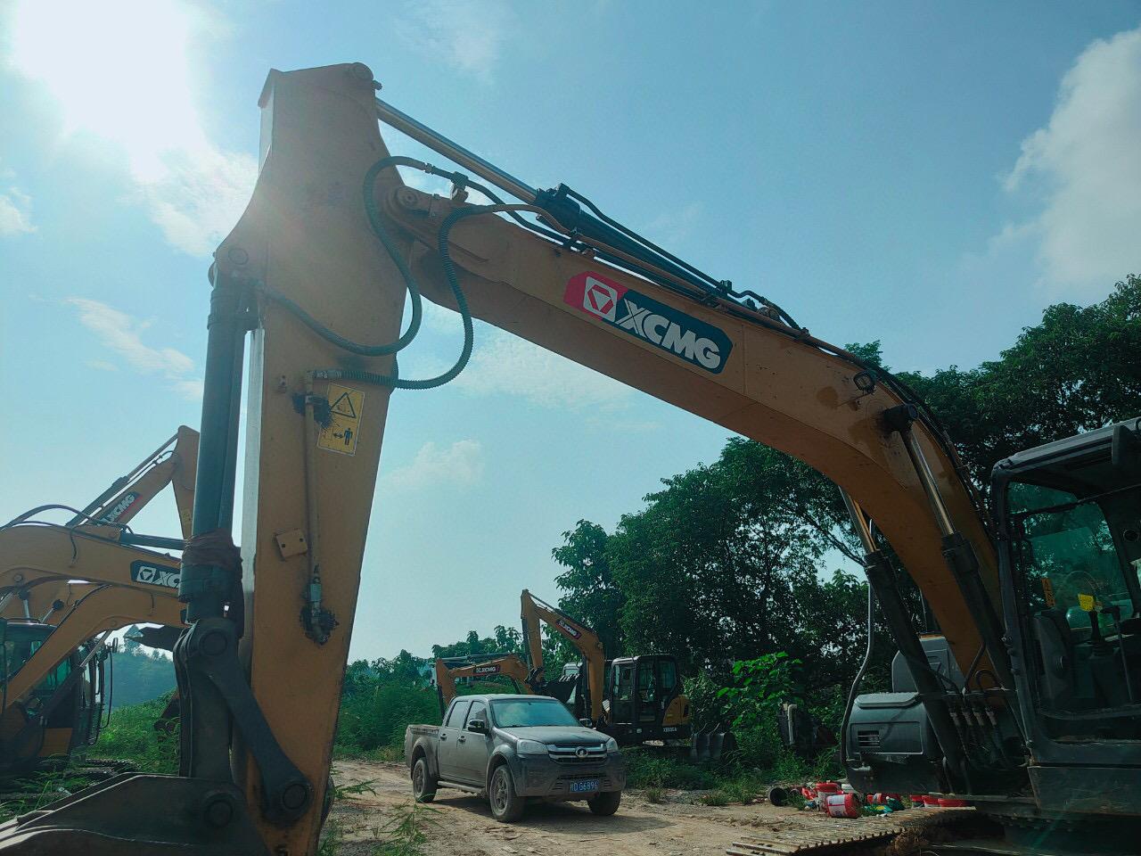 XCMG XE135D crawler excavator！, MACHMALL