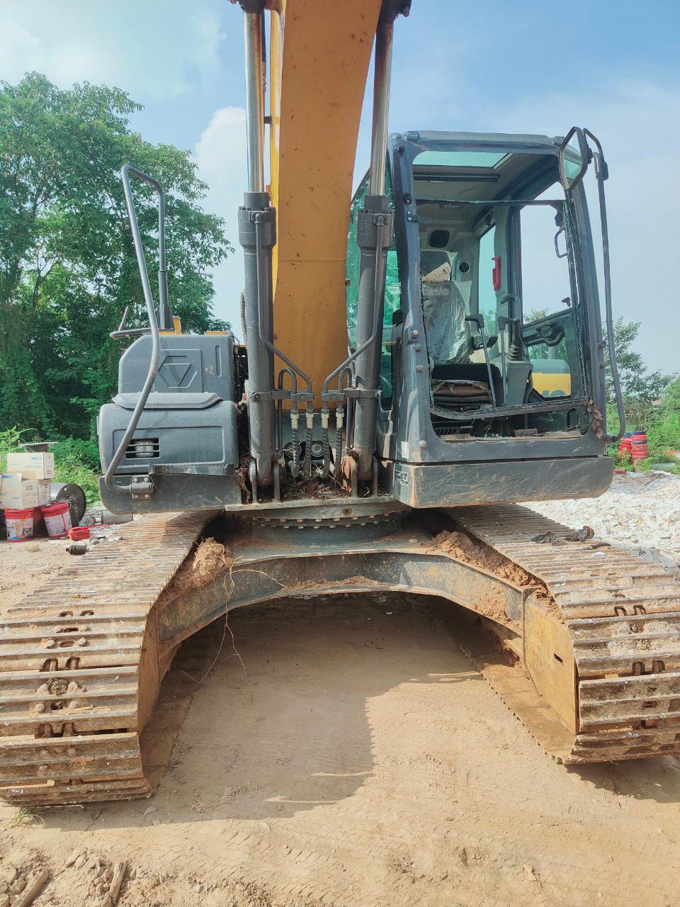 XCMG XE135D crawler excavator！, MACHMALL