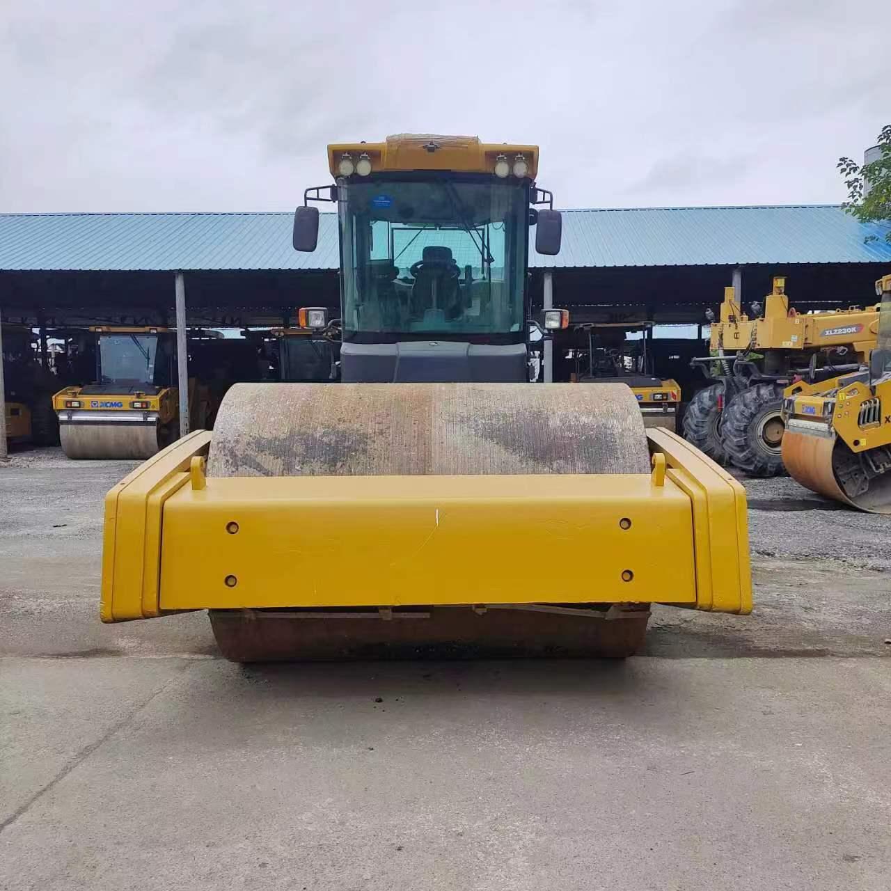 XCMG XS365 single steel roller, MACHMALL
