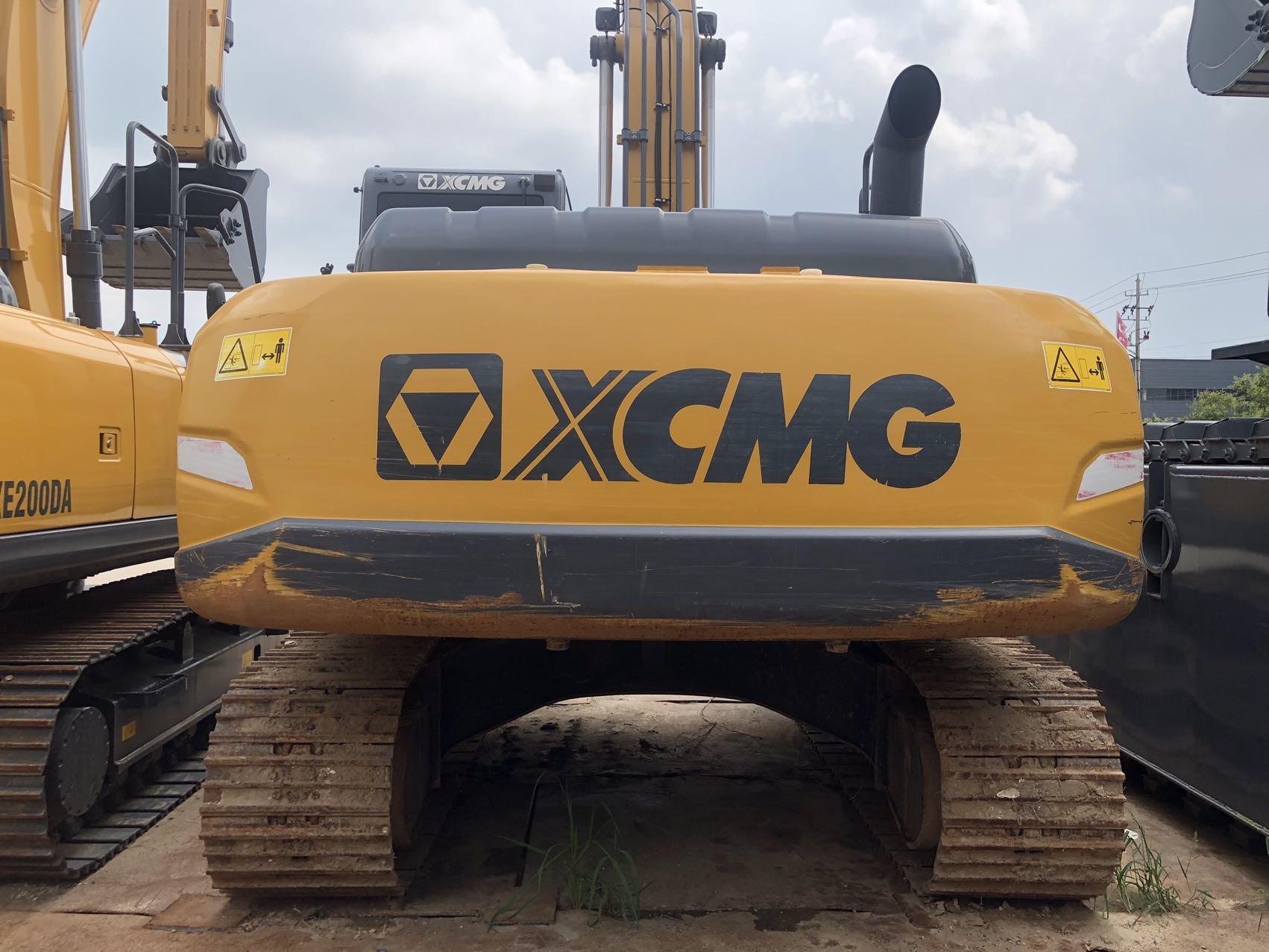 XCMG XE215DA crawler excavator, MACHMALL