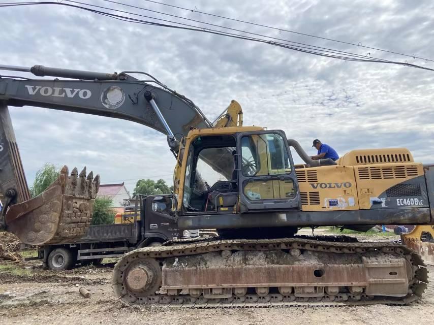 Volvo EC460 crawler excavator, MACHMALL