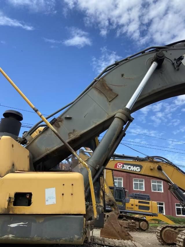 Volvo EC460 crawler excavator, MACHMALL