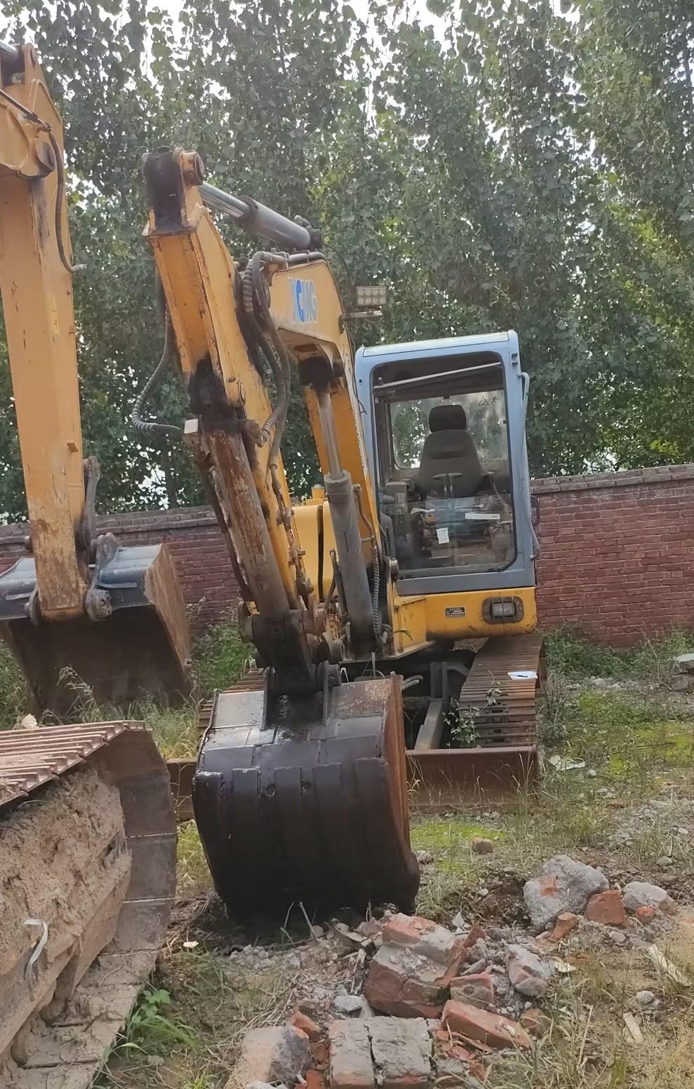 XCMG XE60 crawler excavator, MACHMALL