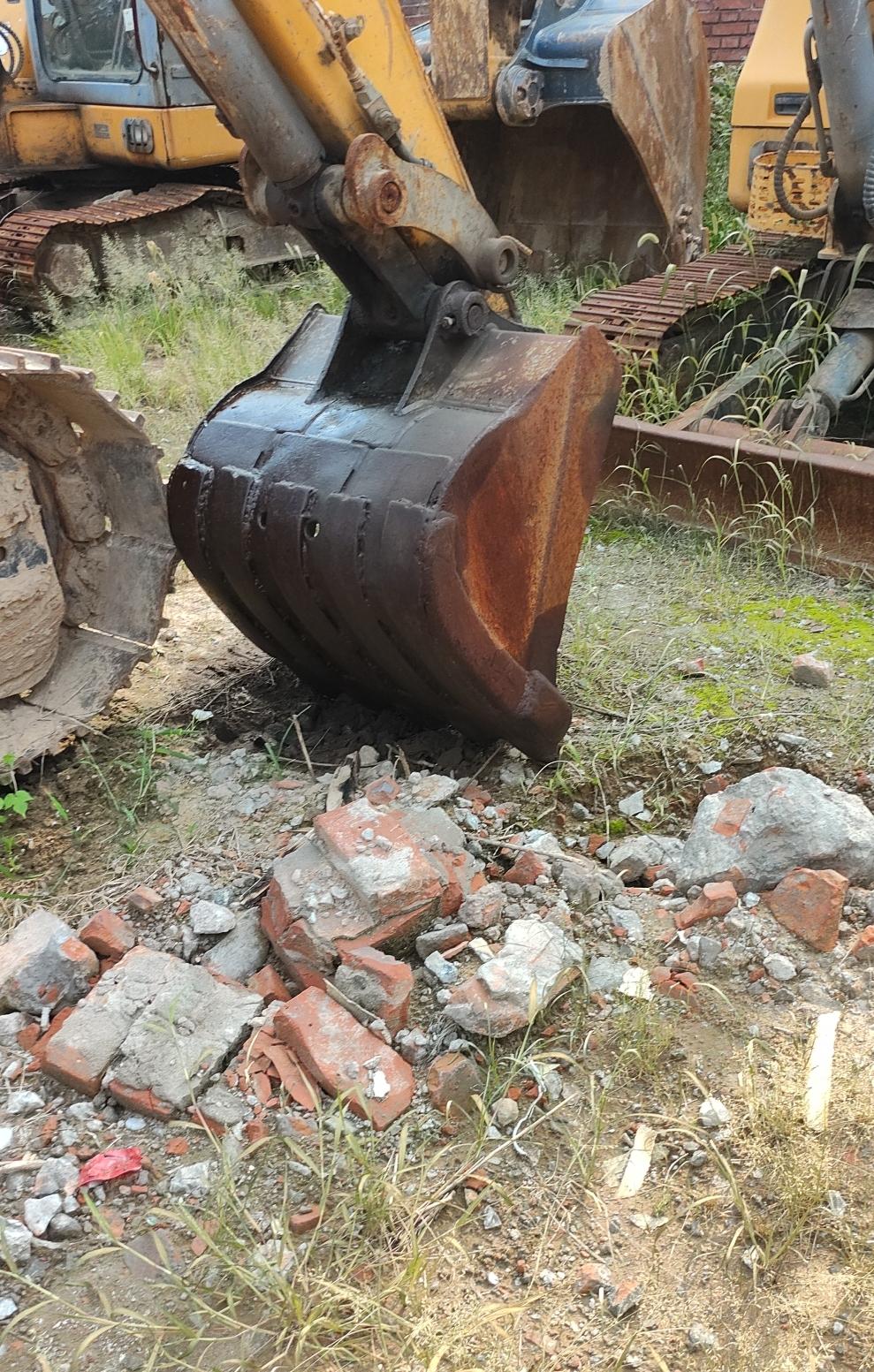 XCMG XE60 crawler excavator, MACHMALL