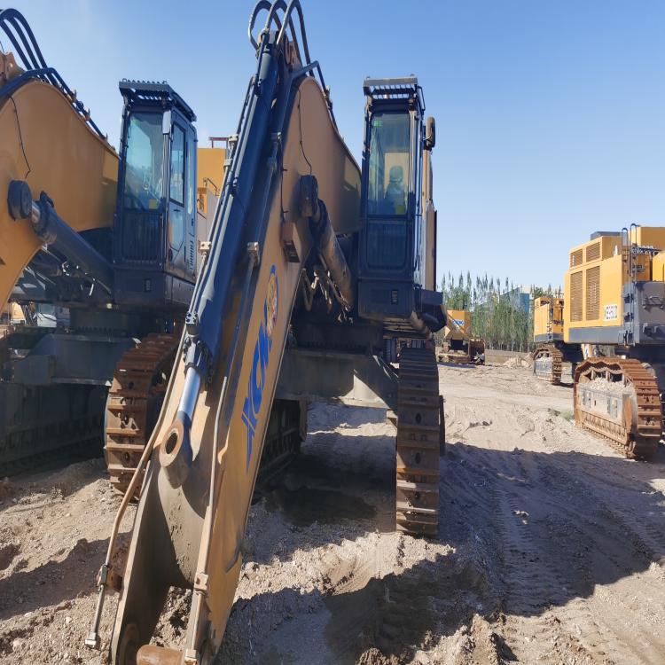 XCMG XE950D crawler excavator, MACHMALL