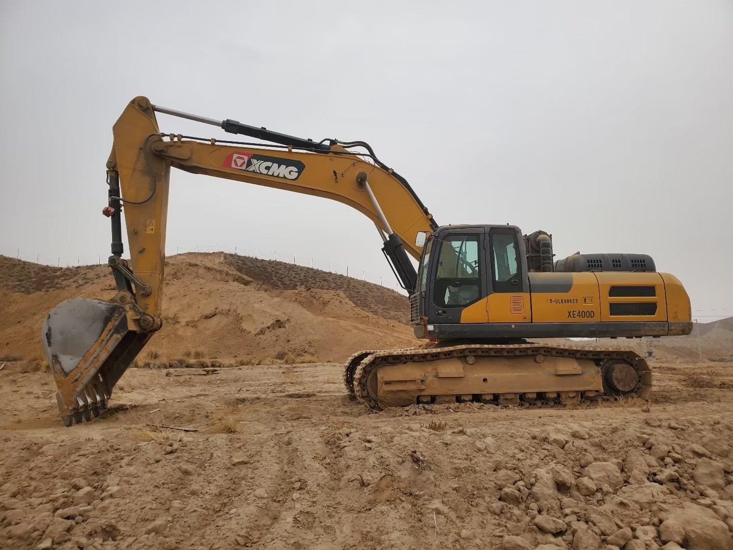 XCMG XE370D crawler excavator, MACHMALL